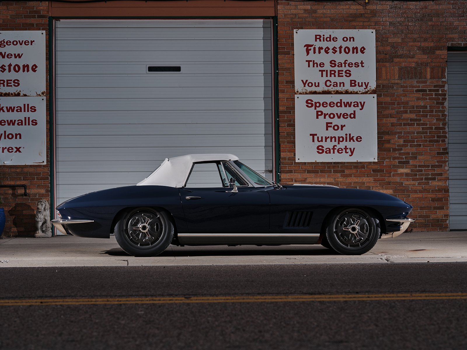 Drop Top C2 Corvette With Big Block Flare