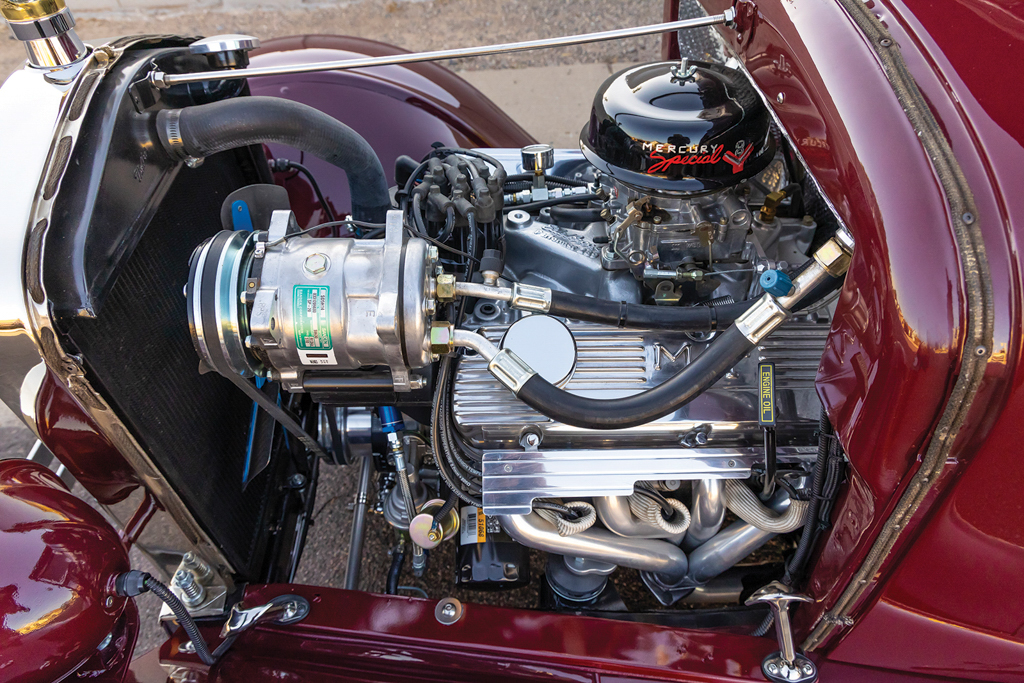 1926 Ford Model T Sedan: Revamped with a 302 V8 Engine