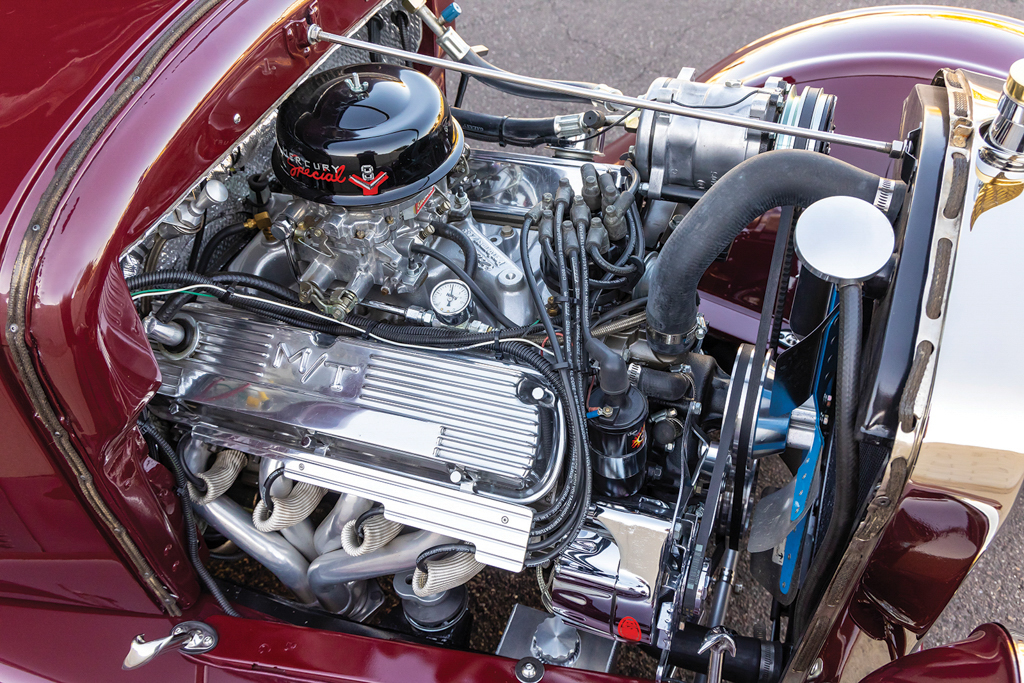 1926 Ford Model T Sedan: Revamped with a 302 V8 Engine
