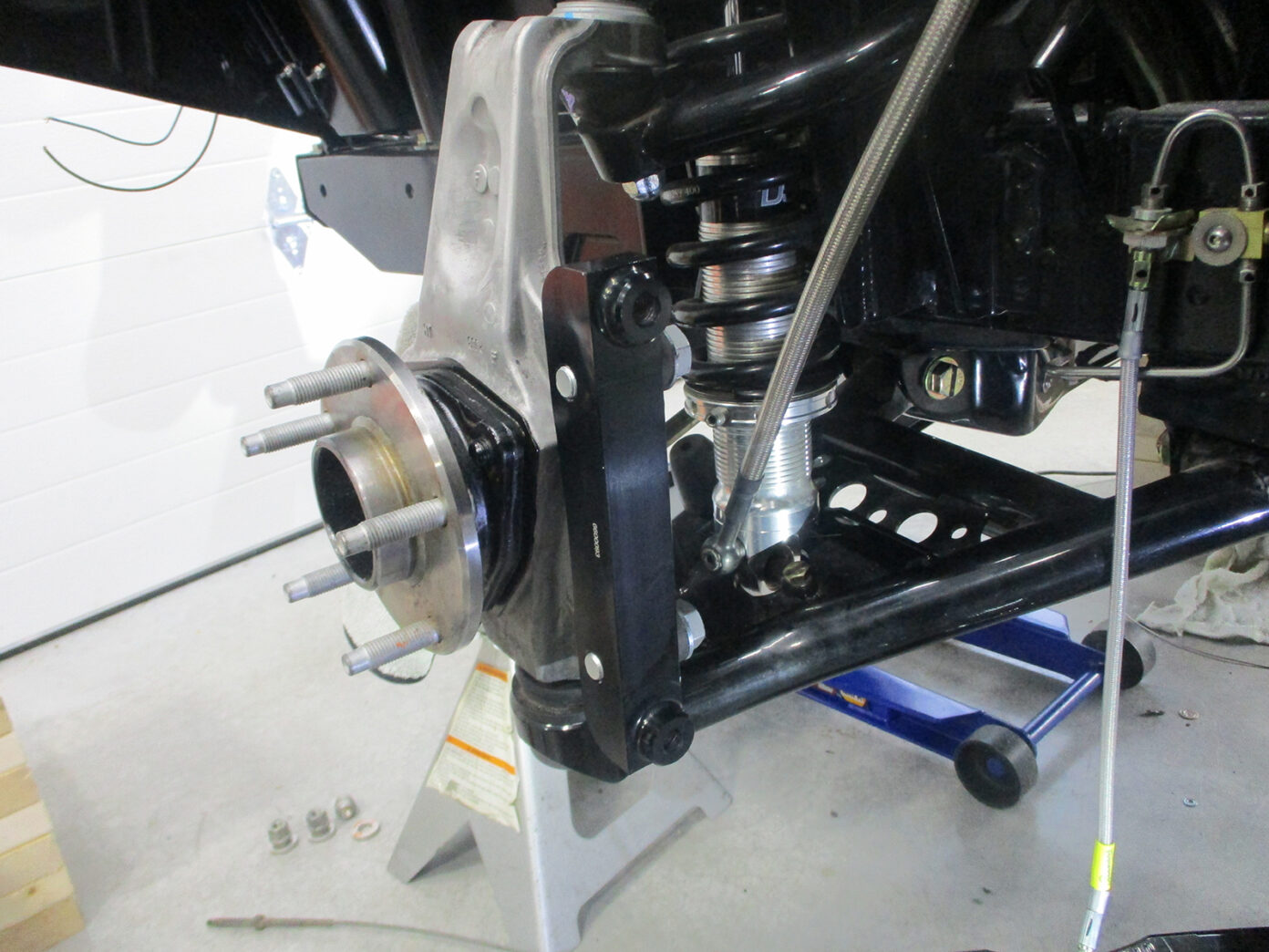 Ultimate Disc Brakes Conversion Kit: Detroit Speed & Baer Brakes