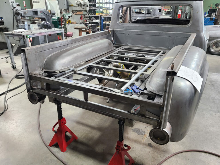 Old Anvil Redesigns an International Harvester C1100 Backside