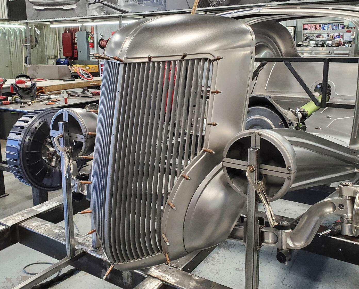 Custom Dash & Headlights on Fenderless Ford Roadster