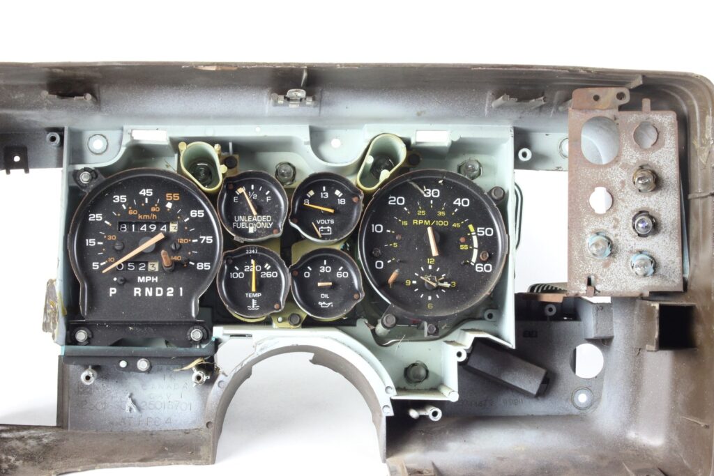 Classic Instruments Analog Gauges For G-Bodies