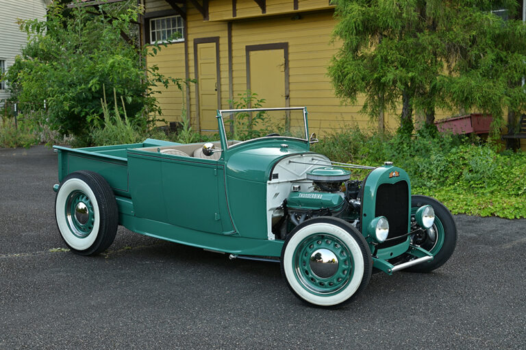 Friends Build a 1929 Ford Roadster Pickup With Garage Parts