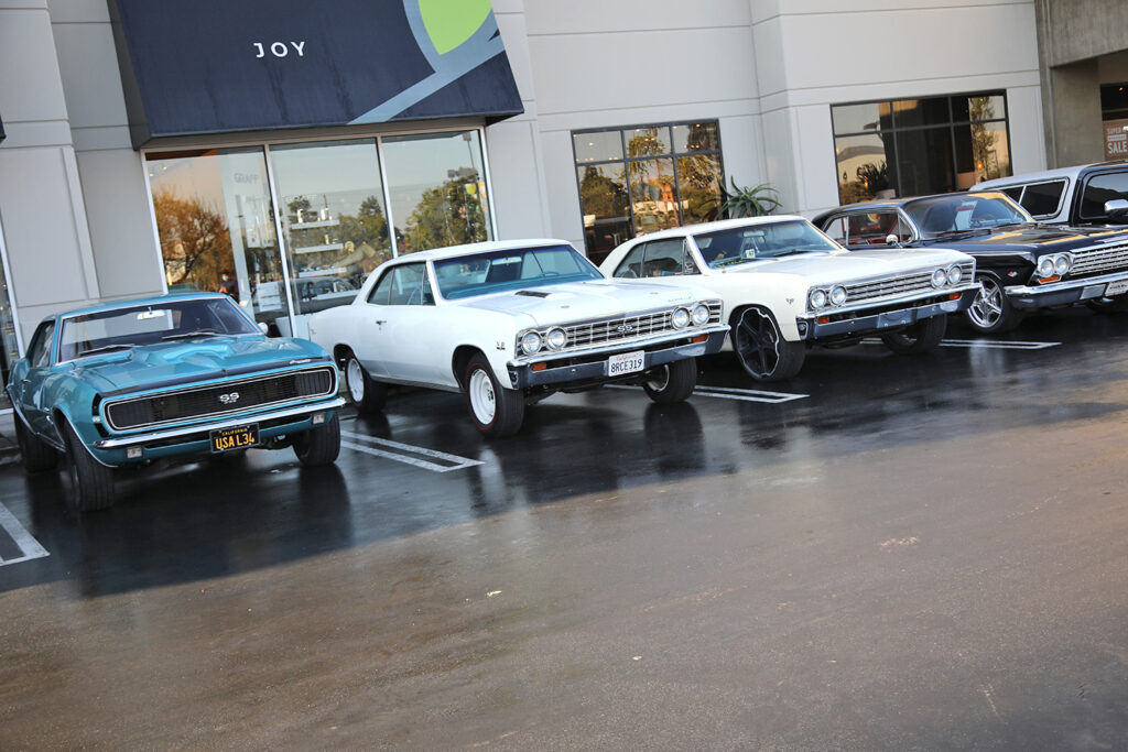 Hotrods ’N Helos Classic Car Show Debuts in Huntington Beach