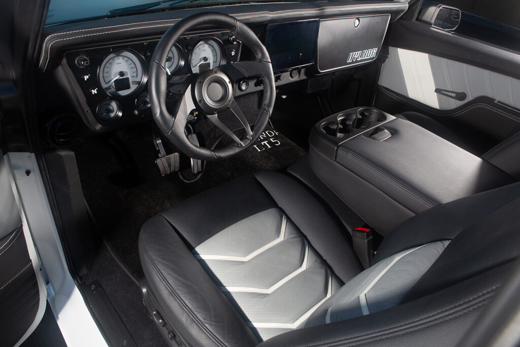 Todd West’s Highlander Hauler 1972 Chevy C10