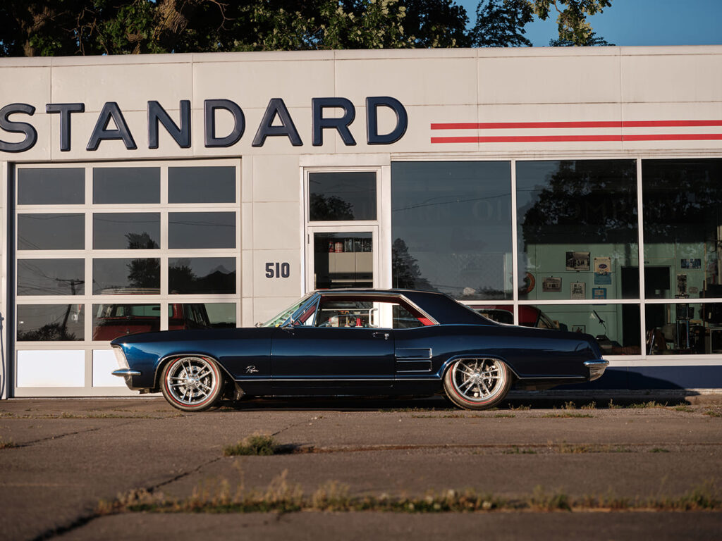 1963 Buick Riviera Is A Husband and Wife Project