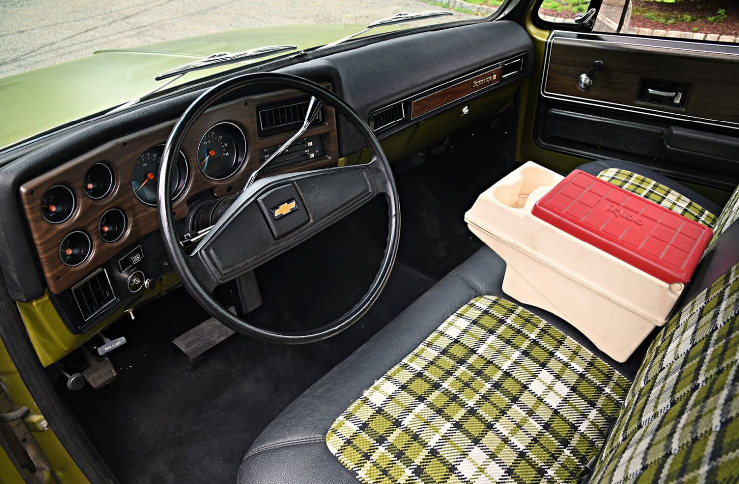 Michael Phillips Dual-Purpose 1976 Chevrolet C30 Dually