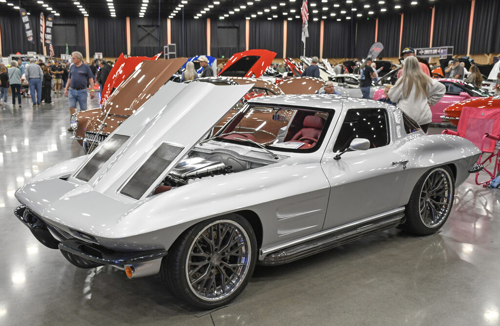 Cool Corvettes and Rare Chevy Muscle in the Smokies